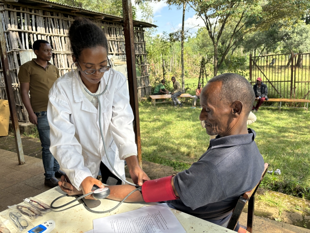Can AI and digital learning transform community health worker ...